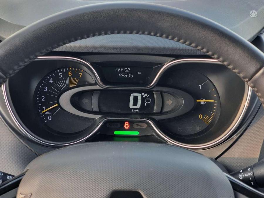 Brūns Renault Captur 2015 Tauragė, ar dzinēja tilpumu 1.20 L un nobraukumu 144 tūkst. km par 6200 €, foto 19 vietnē AUTOMOTO.COM.LV