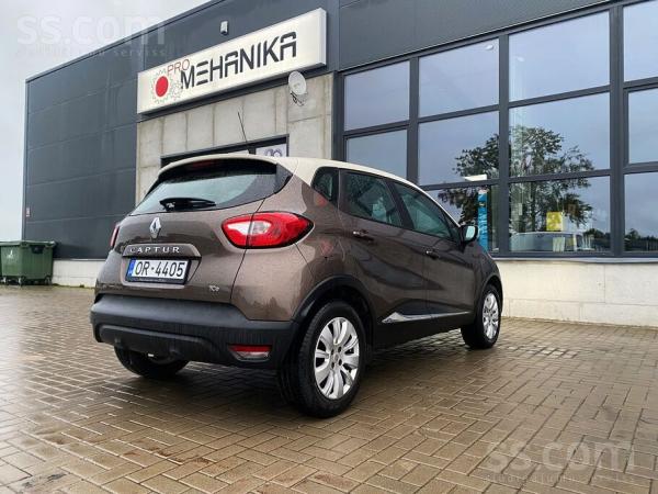 Brūns Renault Captur 2015 Cēsis, ar dzinēja tilpumu 1.20 L un nobraukumu 88 tūkst. km par 8799 €, foto 9 vietnē AUTOMOTO.COM.LV