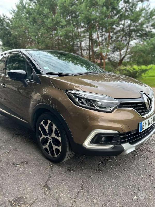 Brown Renault Captur 2018 in Taurage, with an engine capacity of 1.46 L and mileage of 192 thousand km for 7900 €, photo 3 on AUTOMOTO.COM.LV