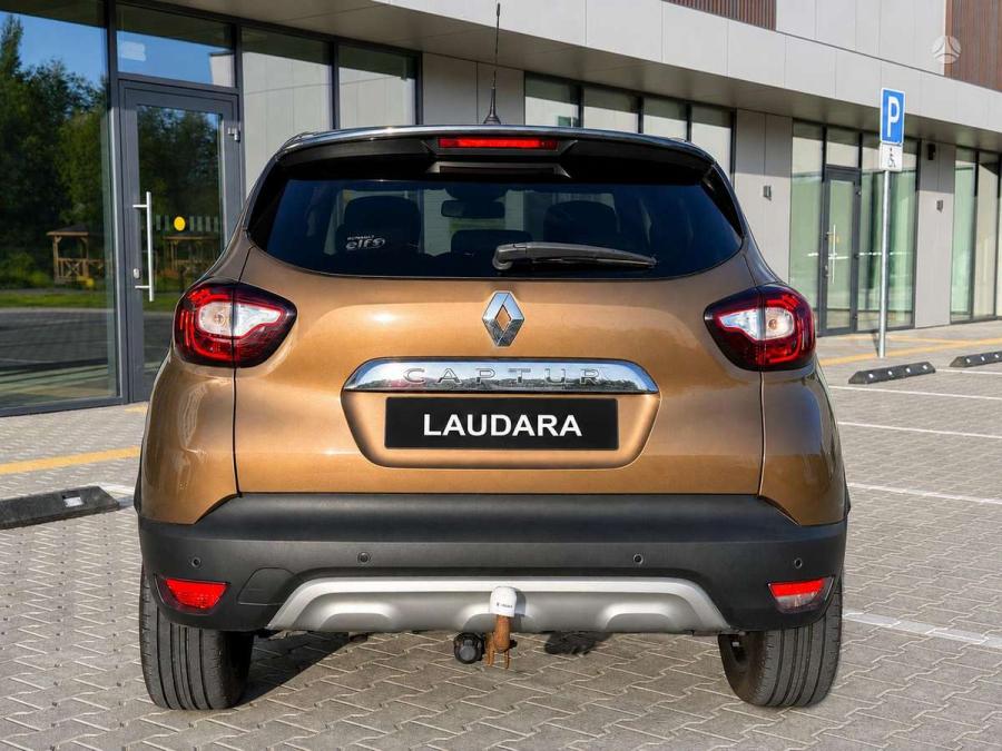 Brown Renault Captur 2018 in Vilnius, with an engine capacity of 1.46 L and mileage of 193 thousand km for 8400 €, photo 5 on AUTOMOTO.COM.LV
