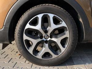 Brown Renault Captur 2018 in Vilnius, with an engine capacity of 1.46 L and mileage of 193 thousand km for 8400 €, photo 11 on AUTOMOTO.COM.LV