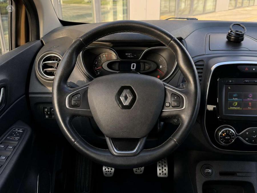 Brown Renault Captur 2018 in Vilnius, with an engine capacity of 1.46 L and mileage of 193 thousand km for 8400 €, photo 20 on AUTOMOTO.COM.LV