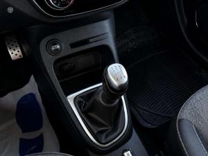 Brown Renault Captur 2018 in Vilnius, with an engine capacity of 1.46 L and mileage of 193 thousand km for 8400 €, photo 26 on AUTOMOTO.COM.LV