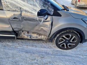 Brūns Renault Captur 2013 Kauņa, ar dzinēja tilpumu 0.90 L un nobraukumu 180 tūkst. km par 3650 €, foto 5 vietnē AUTOMOTO.COM.LV