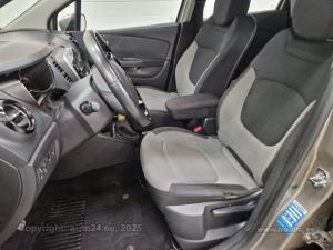 Brown Renault Captur 2014 in Haapsalu, with an engine capacity of 0.90 L and mileage of 121 thousand km for 6500 €, photo 12 on AUTOMOTO.COM.LV