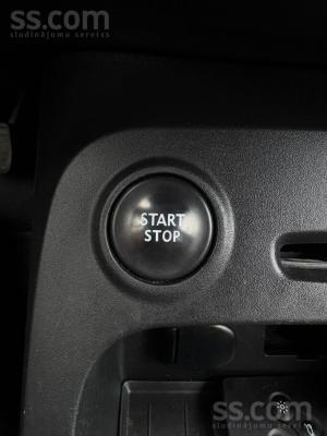 Brūns Renault Captur 2014 Jelgava, ar dzinēja tilpumu 1.20 L un nobraukumu 102 tūkst. km par 7300 €, foto 16 vietnē AUTOMOTO.COM.LV