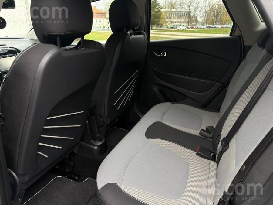Brūns Renault Captur 2014 Jelgava, ar dzinēja tilpumu 1.20 L un nobraukumu 102 tūkst. km par 7300 €, foto 23 vietnē AUTOMOTO.COM.LV