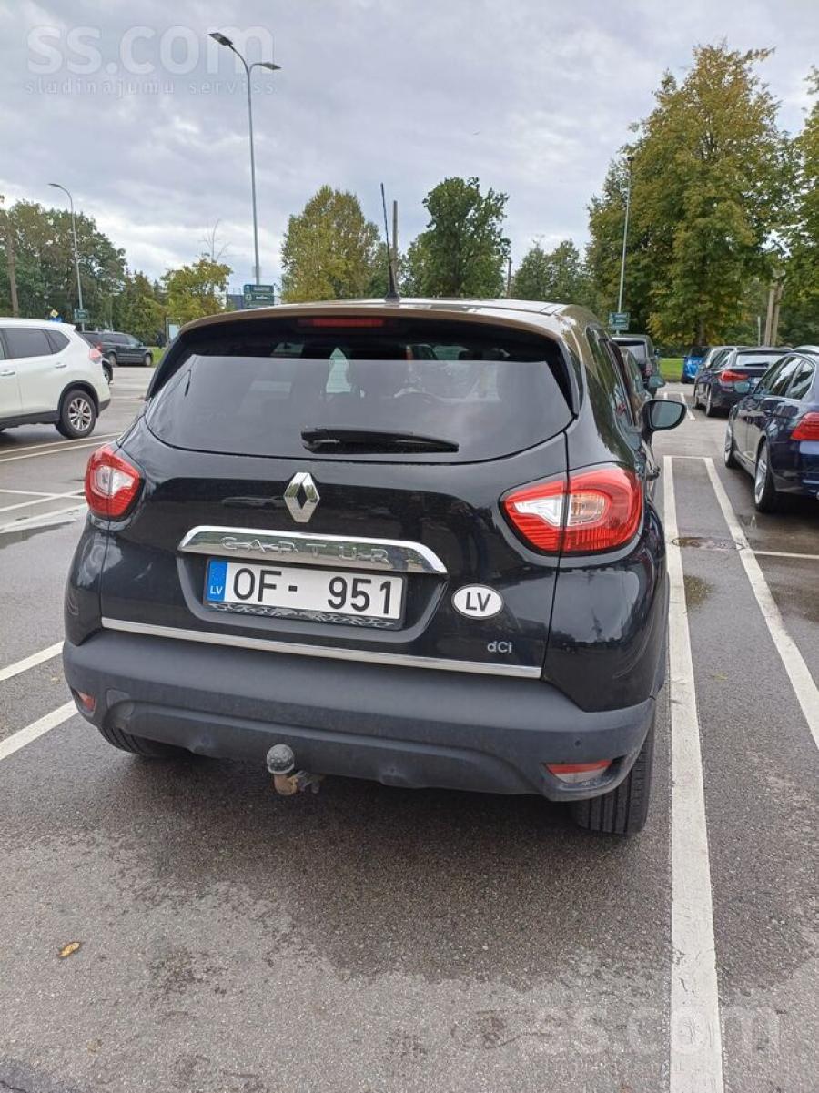 Brūns Renault Captur 2015 Rīga, ar dzinēja tilpumu 1.50 L un nobraukumu 129 tūkst. km par 6800 €, foto 5 vietnē AUTOMOTO.COM.LV