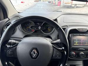 Brūns Renault Captur 2016 Tauragė, ar dzinēja tilpumu 1.46 L un nobraukumu 155 tūkst. km par 4800 €, foto 14 vietnē AUTOMOTO.COM.LV