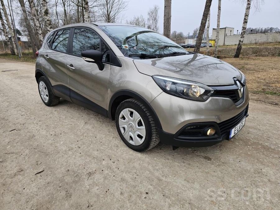 Brown Renault Captur 2016 in Riga, with an engine capacity of 0.90 L and mileage of 0 thousand km for 6300 €, photo 4 on AUTOMOTO.COM.LV