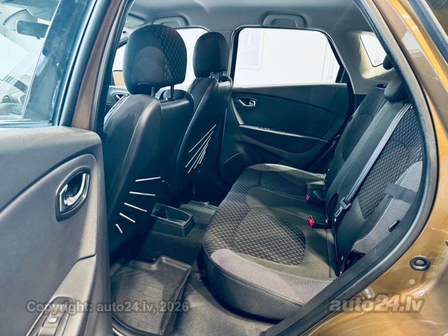 Brown Renault Captur 2017 in Parnu, with an engine capacity of 1.50 L and mileage of 222 thousand km for 6900 €, photo 8 on AUTOMOTO.COM.LV