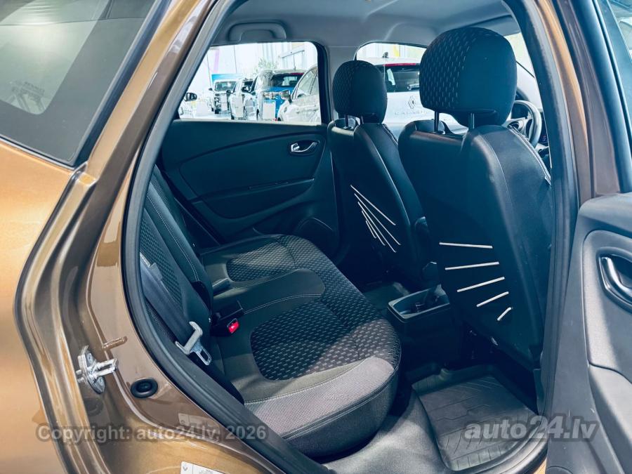 Brown Renault Captur 2017 in Parnu, with an engine capacity of 1.50 L and mileage of 222 thousand km for 6900 €, photo 17 on AUTOMOTO.COM.LV