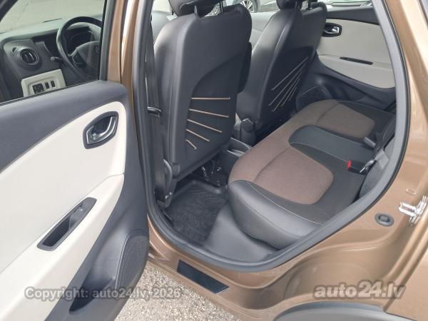 Рено Каптур 2017 в Валга на AUTOMOTO.COM.LV Коричневый Рено Каптур 2017 в Валга, объемом двигателя 1.20 л и пробегом 61 тыс. км за 7200 €, фото 7 на AUTOMOTO.COM.LV