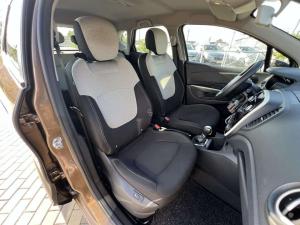 Brūns Renault Captur 2018 Šauļi, ar dzinēja tilpumu 1.20 L un nobraukumu 62 tūkst. km par 9800 €, foto 23 vietnē AUTOMOTO.COM.LV