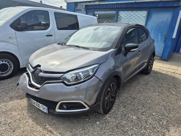 Brown Renault Captur 2017 in Taurage, with an engine capacity of 1.50 L and mileage of 100 thousand km for 4600 €, photo 1 on AUTOMOTO.COM.LV