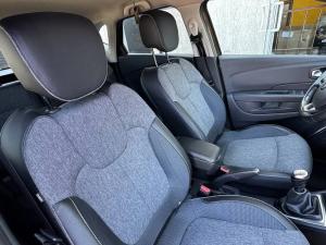 Brown Renault Captur 2018 in Daugavpils, with an engine capacity of 1.50 L and mileage of 140 thousand km for 9590 €, photo 23 on AUTOMOTO.COM.LV