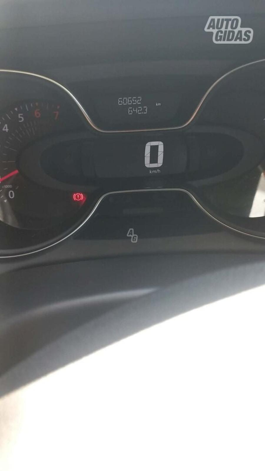 Renault Captur 2017 in Klaipeda, with an engine capacity of 0.90 L and mileage of 61 thousand km for 7000 €, photo 6 on AUTOMOTO.COM.LV
