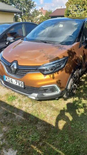Renault Captur 2017 in Klaipeda, with an engine capacity of 0.90 L and mileage of 61 thousand km for 7000 €, photo 7 on AUTOMOTO.COM.LV