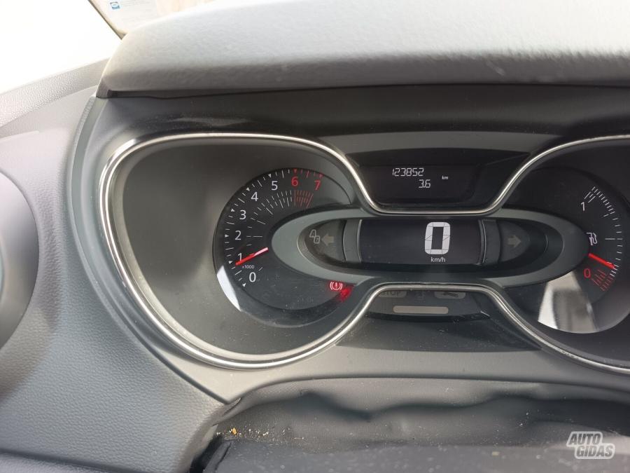 Renault Captur 2018 in Vilnius, with an engine capacity of 0.90 L and mileage of 124 thousand km for 5300 €, photo 13 on AUTOMOTO.COM.LV