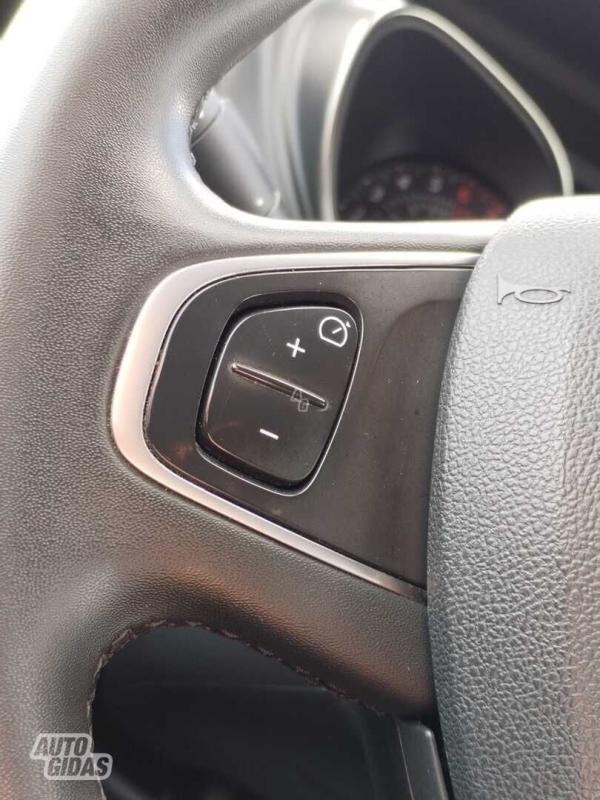 Renault Captur 2019 Šauļi vietnē Renault Captur 2019 Šauļi, ar dzinēja tilpumu 0.90 L un nobraukumu 32 tūkst. km par 9800 €, foto 9 vietnē AUTOMOTO.COM.LV