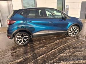 Green Renault Captur 2018 in Daugavpils, with an engine capacity of 1.50 L and mileage of 140 thousand km for 11000 €, photo 3 on AUTOMOTO.COM.LV