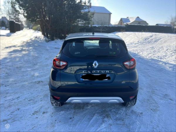 Green Renault Captur 2017 in Taurage, with an engine capacity of 1.46 L and mileage of 73 thousand km for 9000 €, photo 4 on AUTOMOTO.COM.LV