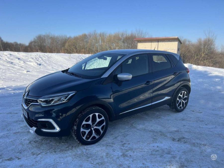 Green Renault Captur 2017 in Taurage, with an engine capacity of 1.46 L and mileage of 73 thousand km for 9000 €, photo 9 on AUTOMOTO.COM.LV