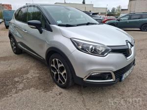 Pelēks Renault Captur 2013 Rīga, ar dzinēja tilpumu 1.50 L un nobraukumu 231 tūkst. km par 27900 €, foto 2 vietnē AUTOMOTO.COM.LV