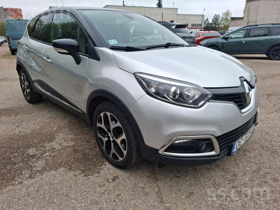 Pelēks Renault Captur 2013 Rīga, ar dzinēja tilpumu 1.50 L un nobraukumu 231 tūkst. km par 27900 €, foto 2 vietnē AUTOMOTO.COM.LV