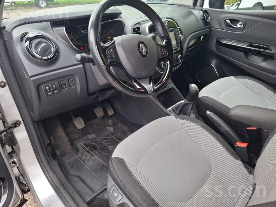 Pelēks Renault Captur 2013 Rīga, ar dzinēja tilpumu 1.50 L un nobraukumu 231 tūkst. km par 27900 €, foto 7 vietnē AUTOMOTO.COM.LV