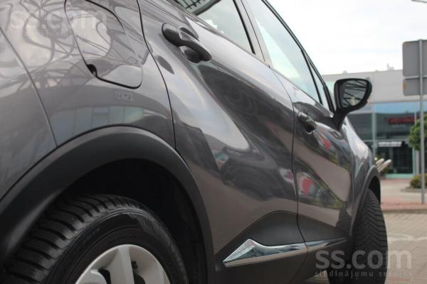 Grey Renault Captur 2013 in Riga, with an engine capacity of 1.20 L and mileage of 127 thousand km for 5700 €, photo 9 on AUTOMOTO.COM.LV