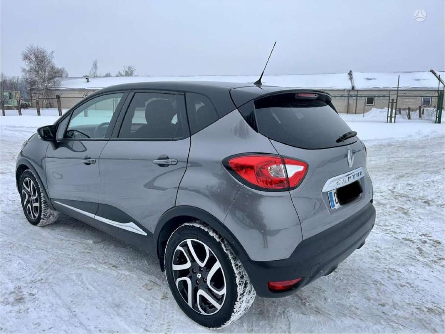 Grey Renault Captur 2013 in Taurage, with an engine capacity of 1.20 L and mileage of 149 thousand km for 5950 €, photo 10 on AUTOMOTO.COM.LV