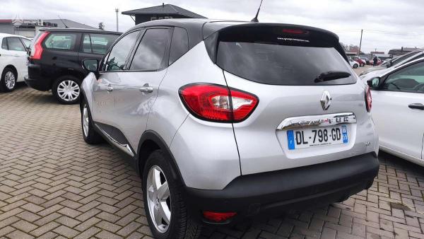 Grey Renault Captur 2014 in Taurage, with an engine capacity of 1.46 L and mileage of 217 thousand km for 5999 €, photo 4 on AUTOMOTO.COM.LV