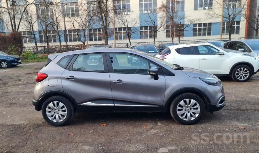 Grey Renault Captur 2014 in Jelgava, with an engine capacity of 1.20 L and mileage of 190 thousand km for 6900 €, photo 5 on AUTOMOTO.COM.LV