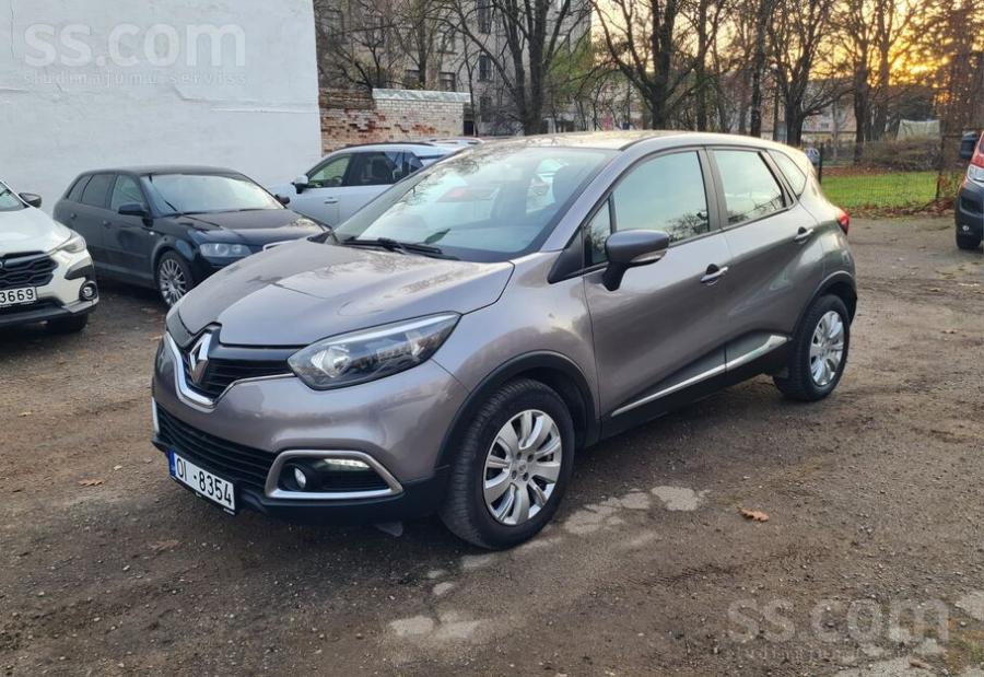 Grey Renault Captur 2014 in Jelgava, with an engine capacity of 1.20 L and mileage of 190 thousand km for 6900 €, photo 6 on AUTOMOTO.COM.LV