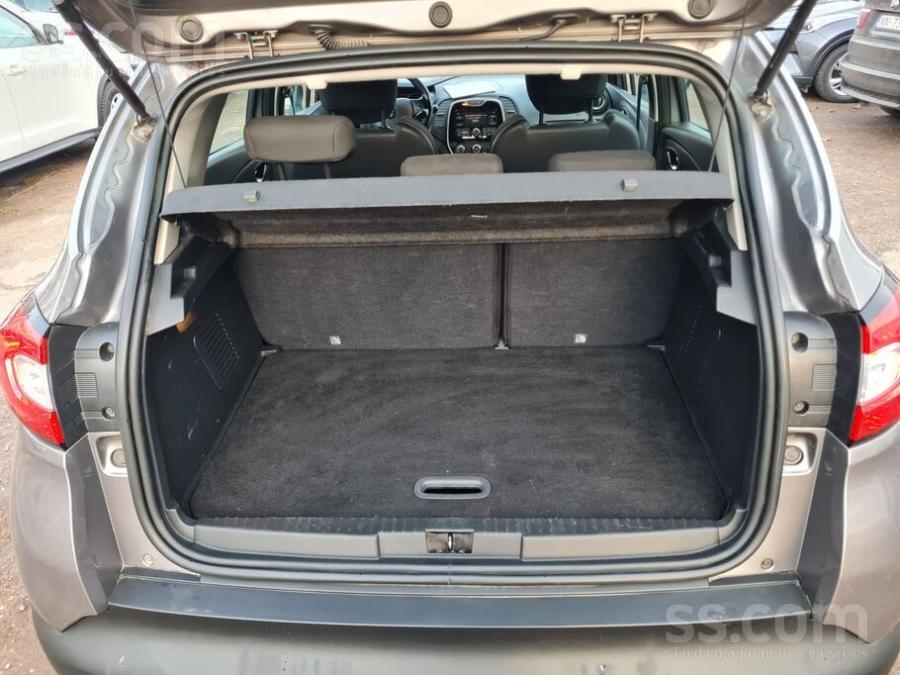 Grey Renault Captur 2014 in Jelgava, with an engine capacity of 1.20 L and mileage of 190 thousand km for 6900 €, photo 11 on AUTOMOTO.COM.LV
