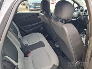 Grey Renault Captur 2014 in Jelgava, with an engine capacity of 1.20 L and mileage of 190 thousand km for 6900 €, photo 14 on AUTOMOTO.COM.LV