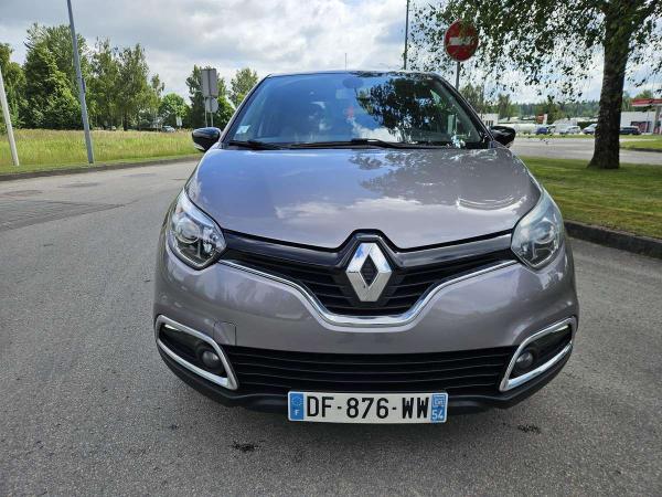 Pelēks Renault Captur 2014 Tauragė, ar dzinēja tilpumu 1.20 L un nobraukumu 157 tūkst. km par 5700 €, foto 2 vietnē AUTOMOTO.COM.LV