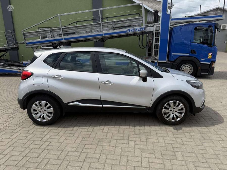 Pelēks Renault Captur 2014 Tauragė, ar dzinēja tilpumu 1.20 L un nobraukumu 66 tūkst. km par 4800 €, foto 5 vietnē AUTOMOTO.COM.LV