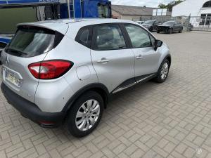 Pelēks Renault Captur 2014 Tauragė, ar dzinēja tilpumu 1.20 L un nobraukumu 66 tūkst. km par 4800 €, foto 6 vietnē AUTOMOTO.COM.LV