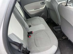 Pelēks Renault Captur 2014 Tauragė, ar dzinēja tilpumu 1.20 L un nobraukumu 66 tūkst. km par 4800 €, foto 24 vietnē AUTOMOTO.COM.LV