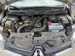 Pelēks Renault Captur 2014 Tauragė, ar dzinēja tilpumu 1.20 L un nobraukumu 66 tūkst. km par 4800 €, foto 27 vietnē AUTOMOTO.COM.LV