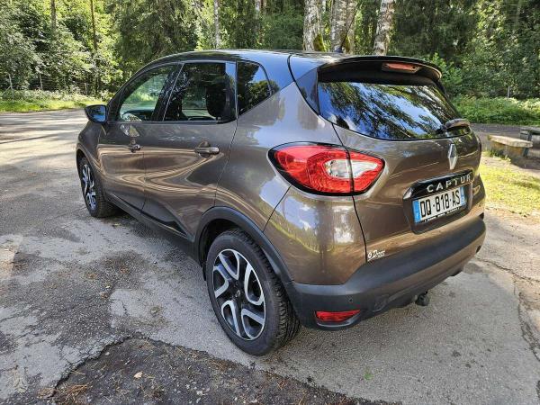 Grey Renault Captur 2014 in Taurage, with an engine capacity of 1.50 L and mileage of 207 thousand km for 6300 €, photo 7 on AUTOMOTO.COM.LV