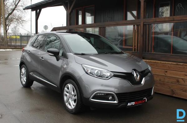 Pelēks Renault Captur 2015 Rīga, ar dzinēja tilpumu 1.20 L un nobraukumu 191 tūkst. km par 7490 €, foto 4 vietnē AUTOMOTO.COM.LV
