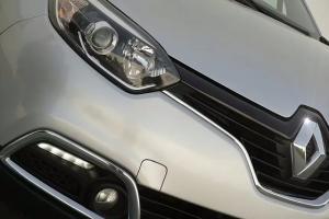 Grey Renault Captur 2015 in Riga, with an engine capacity of 1.20 L and mileage of 154 thousand km for 7970 €, photo  on AUTOMOTO.COM.LV