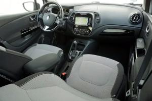 Grey Renault Captur 2015 in Riga, with an engine capacity of 1.20 L and mileage of 154 thousand km for 7970 €, photo 13 on AUTOMOTO.COM.LV
