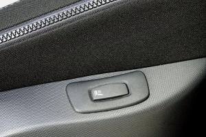 Grey Renault Captur 2015 in Riga, with an engine capacity of 1.20 L and mileage of 154 thousand km for 7970 €, photo 22 on AUTOMOTO.COM.LV