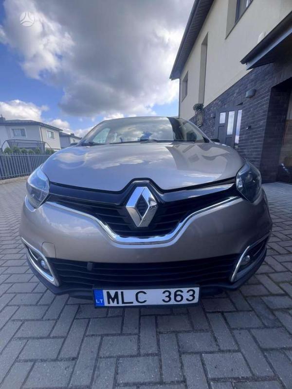 Pelēks Renault Captur 2015 Viļņa, ar dzinēja tilpumu 1.20 L un nobraukumu 190 tūkst. km par 6200 €, foto 1 vietnē AUTOMOTO.COM.LV