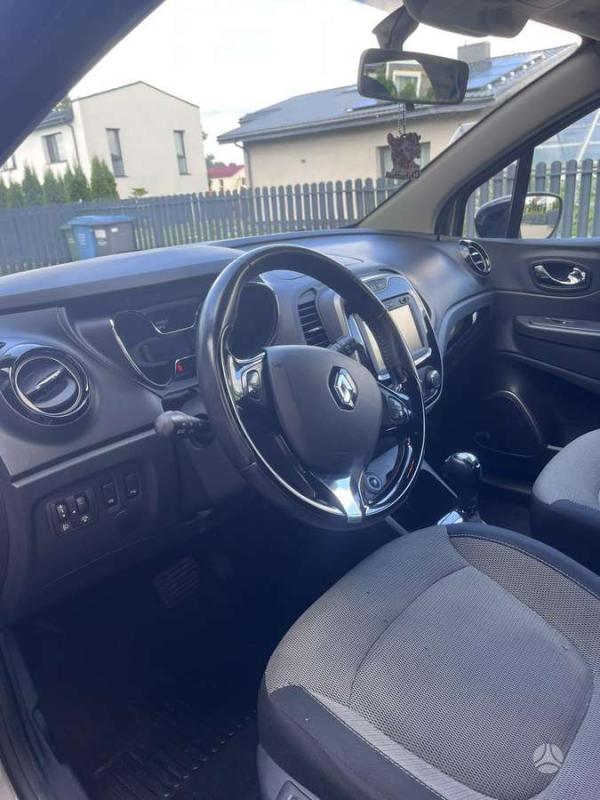 Pelēks Renault Captur 2015 Viļņa, ar dzinēja tilpumu 1.20 L un nobraukumu 190 tūkst. km par 6200 €, foto 8 vietnē AUTOMOTO.COM.LV