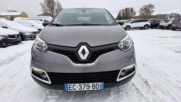 Pelēks Renault Captur 2016 Tauragė, ar dzinēja tilpumu 1.20 L un nobraukumu 86 tūkst. km par 8100 €, foto 2 vietnē AUTOMOTO.COM.LV